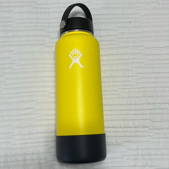Hydro Flask | Other | Hydro Flask 4oz Yellow With Detachable Rubber ...